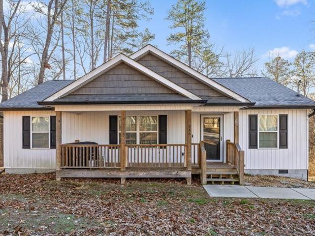 246 Old Babb Rd, Rocky Face, GA 30740