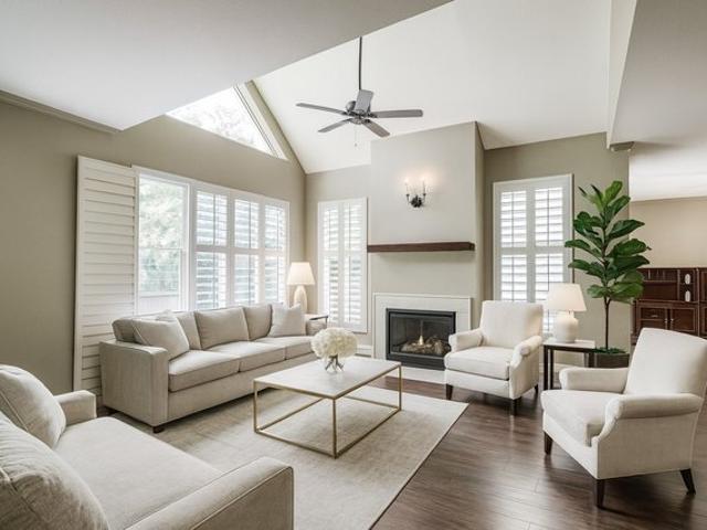 246 Litchfield Ln, Houston, TX 77024