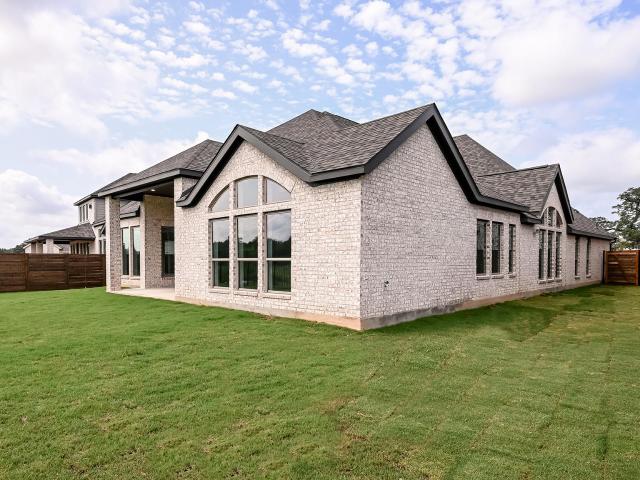 246 Melody Rd, Lockhart, TX 78644 | MLS #1490