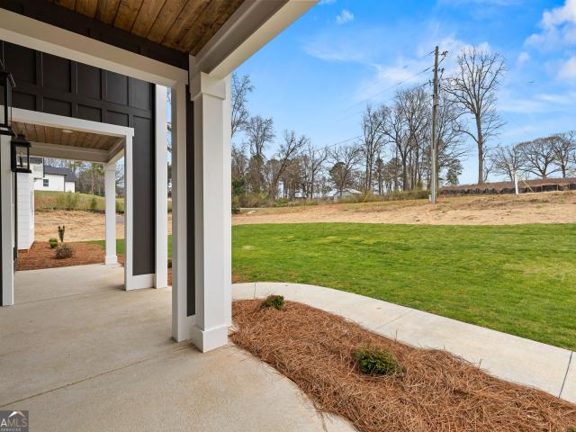 246 S Smith Road