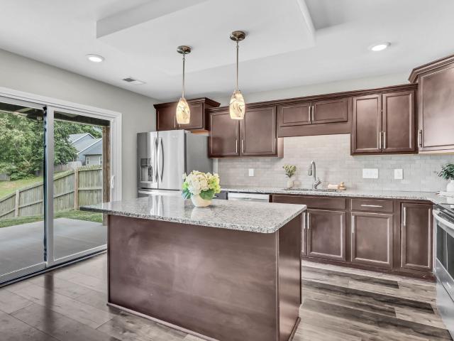 246 Stone Bluff Way
