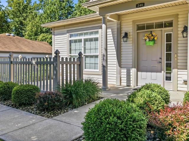 246 Stonegate Blvd