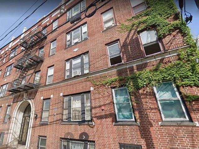 246 Summit Ave, Jersey City, NJ 07304