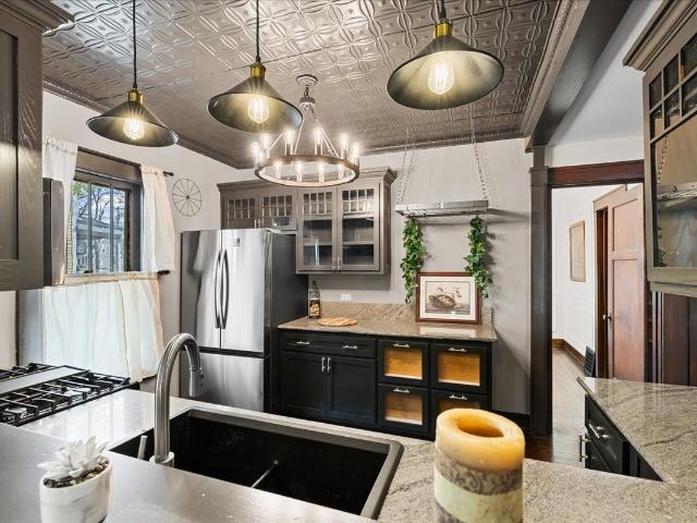 246 W Lake St, Barrington, IL 60010 | MLS #12590 | Compass
