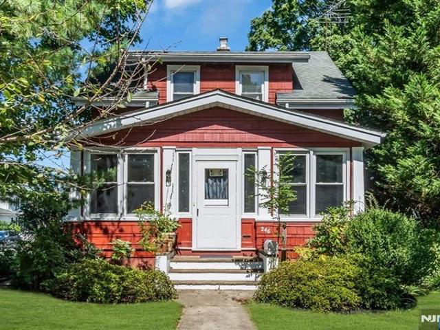 246 Washington Ave, Westwood, NJ 07675