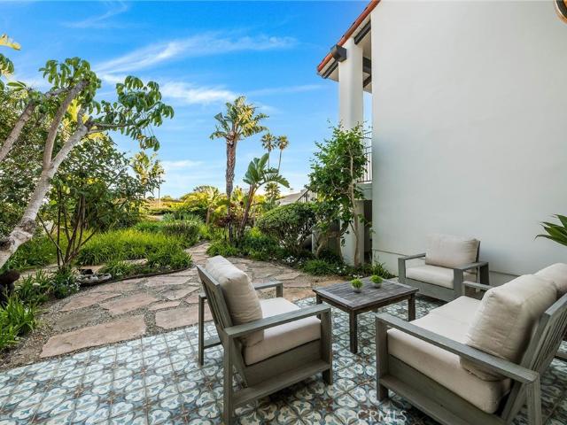 24743 Vantage Point Ter, Malibu, CA 90265 | MLS #OC25269