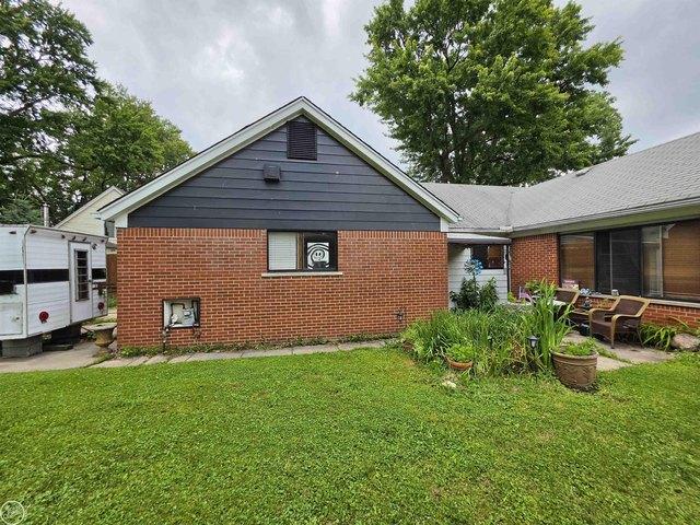 24741 Old Shook Rd, Harrison Township, MI 48045
