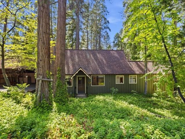24748 Quartz Ave, Long Barn, CA 95335