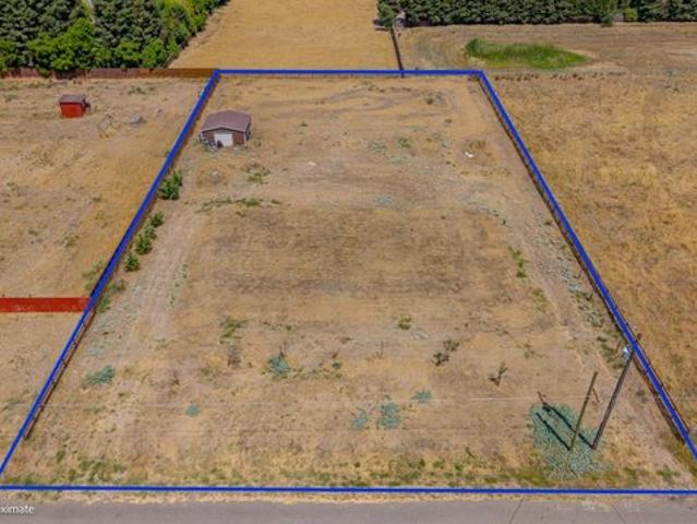 2474 Myrtle Ave, Merced, CA 95340