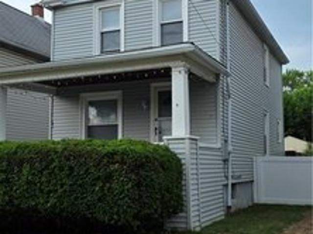 2474 Pierce Ave, Niagara Falls, NY 14301