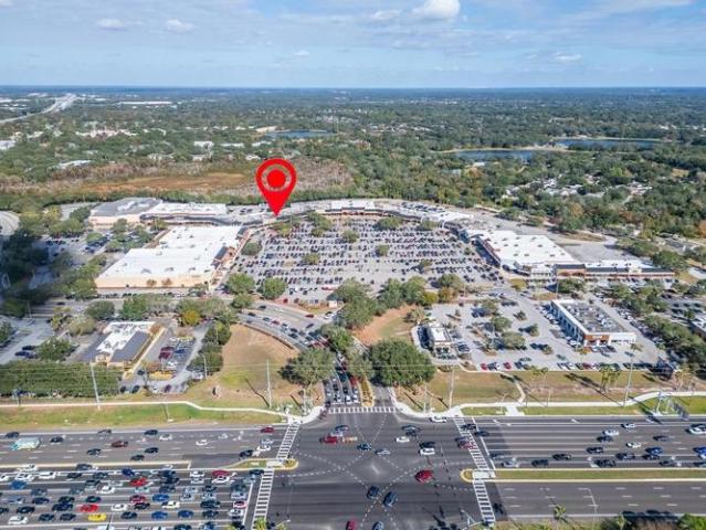 2474 W Brandon Blvd, Brandon, FL 33511