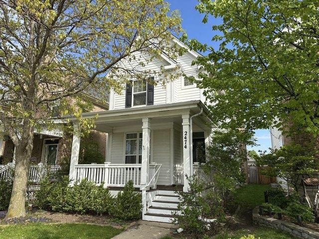 2474 W Lake Ave, Glenview, IL 60026