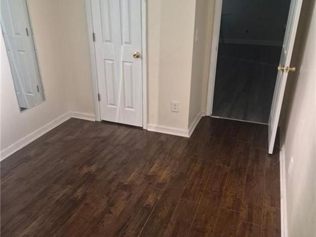 2475 Meredith Walk