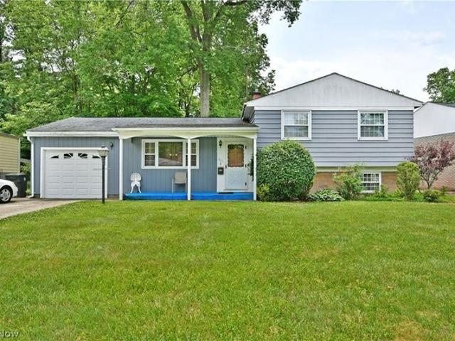 2475 Beal St NW, Warren, OH 44485