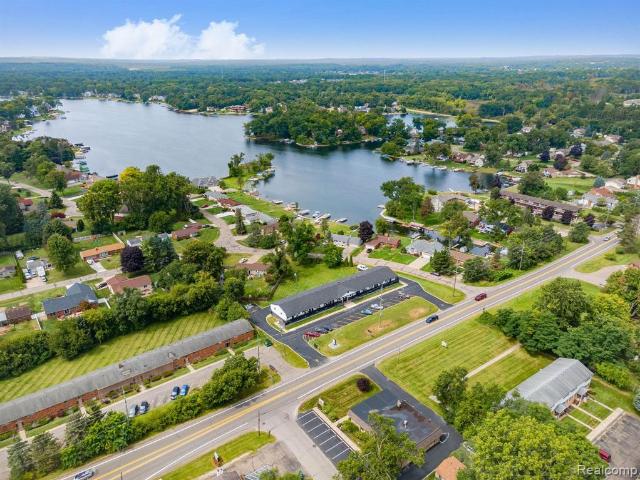 2475 s commerce road # 5