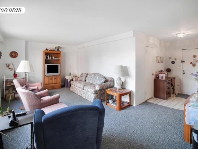 2475 W 16TH Street 4K
