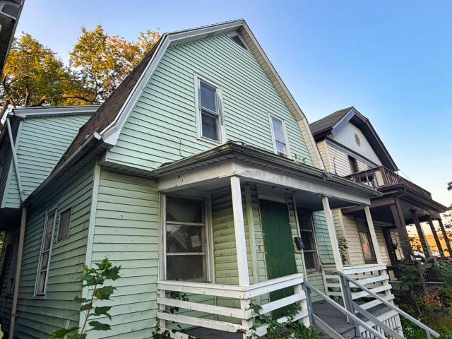 2475 W Keefe Ave, Unit 2475A, Milwaukee, WI 53206 | MLS #1937 | Compass