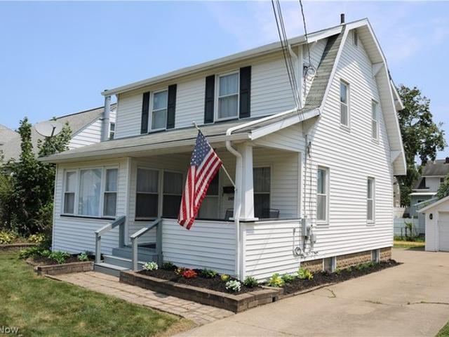 2475 8th St, Cuyahoga Falls, OH 44221