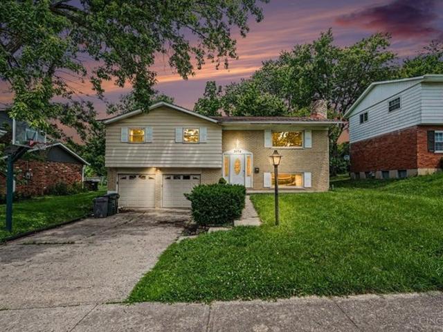 2476 Ambassador Dr, Colerain Township, OH 45231
