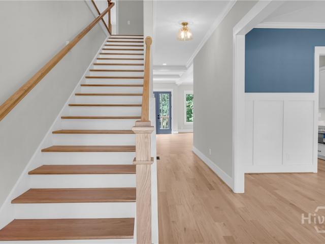2476 St Martin Way