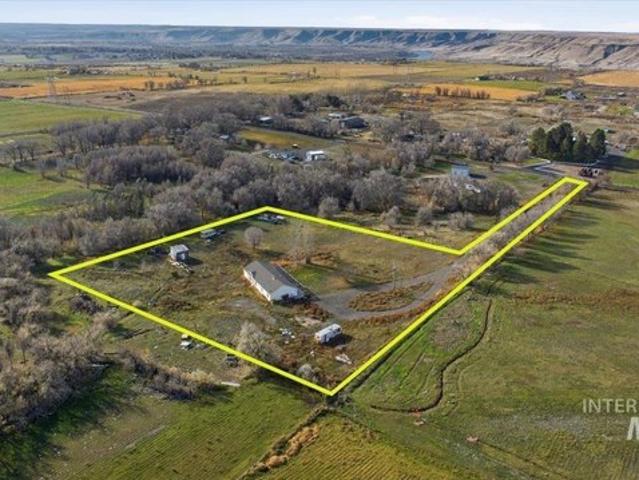2476 S 1100 E, Hagerman, ID 83332