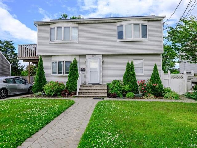 2477 Margaret St, Bellmore, NY 11710