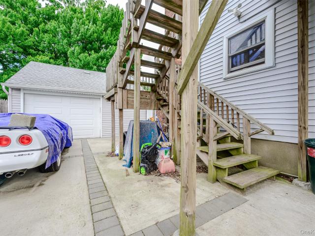 2477 Margaret Street