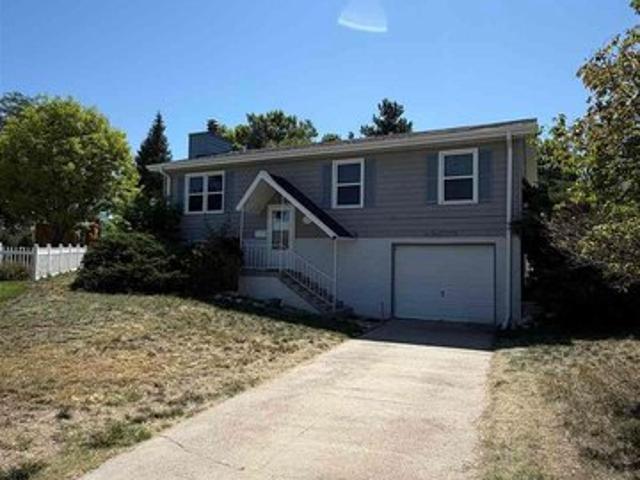 2477 Parkview Dr, Sidney, NE 69162