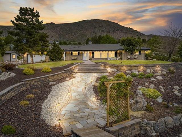 2477 S Lompa Ln, Carson City, NV 89701
