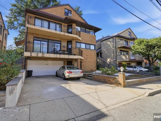 2477 6th Street Unit# 1st Floor, Fort Lee, US, NJ