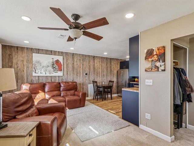 2478 Bevington Park Road