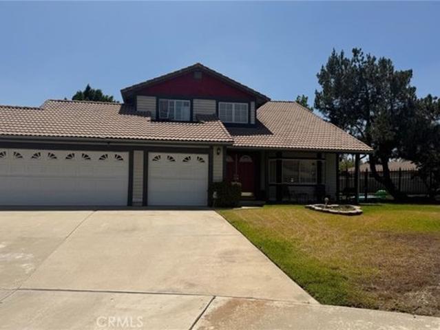 2478 Koa Dr, Rialto, CA 92377