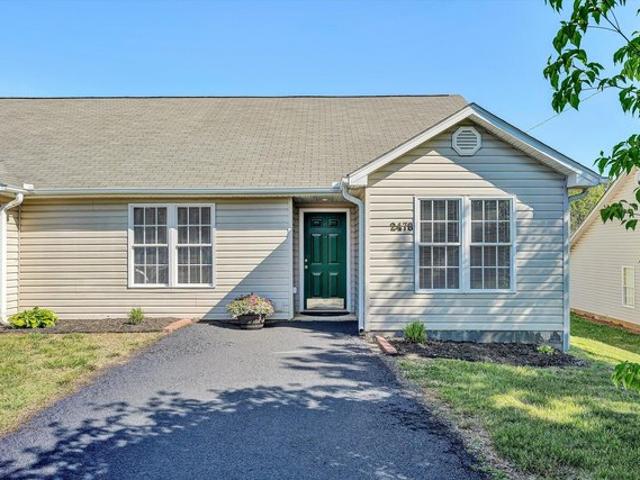 2478 Tuckawana Cir NW, Roanoke, VA 24017