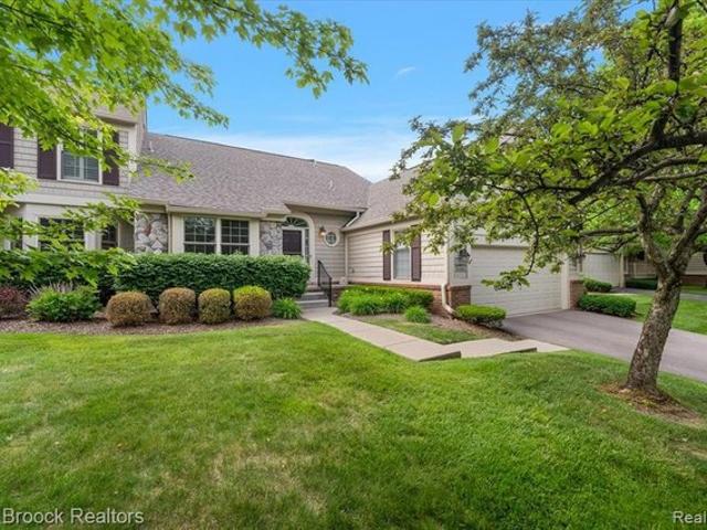 2478 Wildbrook Run, Bloomfield Township, MI 48304