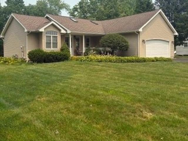 2479 Parker Rd, Ransomville, NY 14131