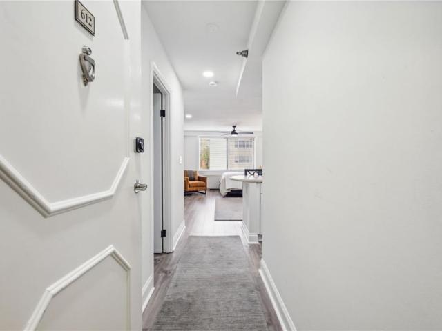 2479 Peachtree Road NE 612
