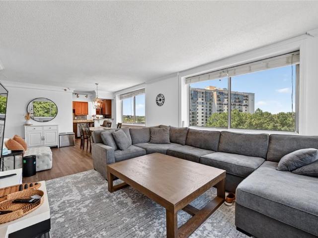 2479 Peachtree Road NE 816