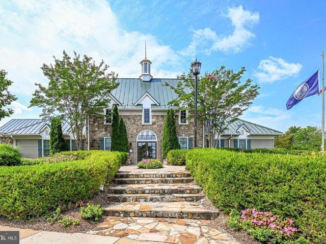 24701 Byrne Meadow Square # 200