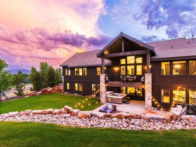 2470 N River Meadows Ln, Midway, UT 84049
