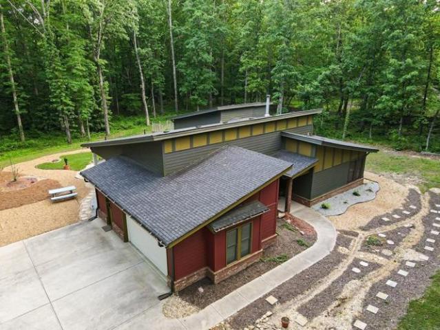 2470 Creel Rd, Atlanta, GA 30349