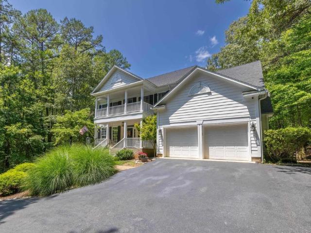 2470 Harmony Dr