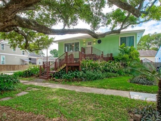 2470 Prentiss Ave, New Orleans, LA 70122