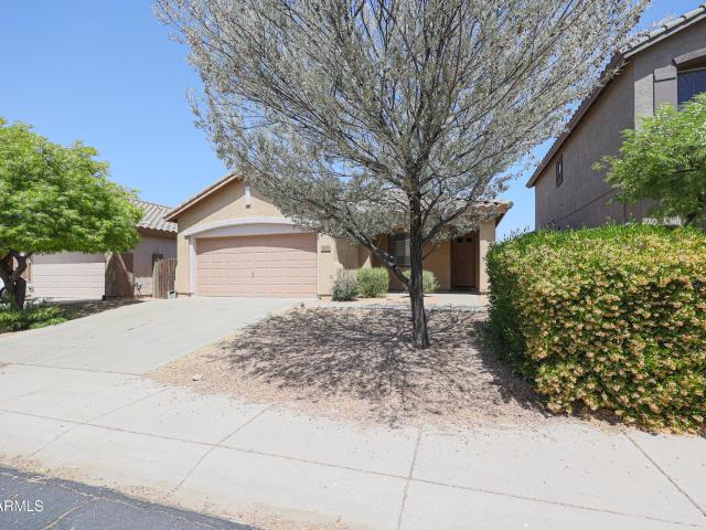 2470 W Warren Drive