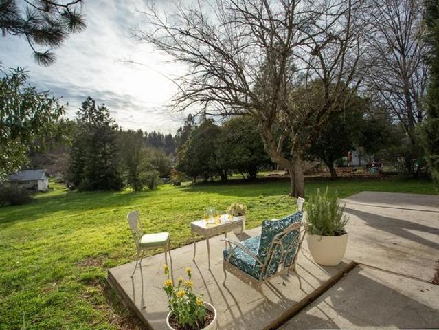 24713 Oro Valley Rd, Auburn, CA 95602