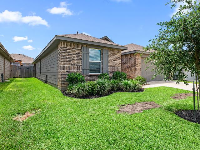 24714 Mountain Tree Drive