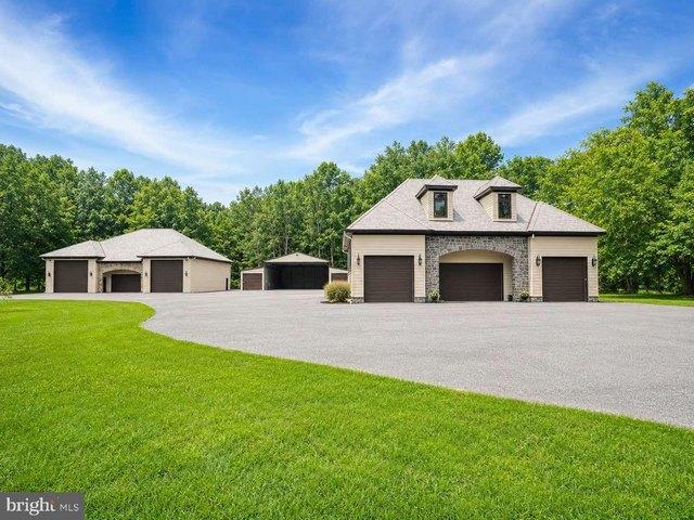24715 Half Pone Point Rd, Hollywood, MD 20636