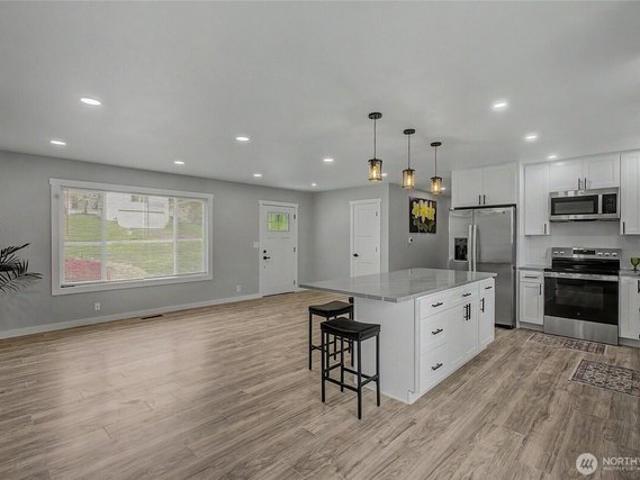 247170 S 35th Ave, Kent, WA 98032
