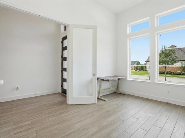24719 Hibiscus Garden Way