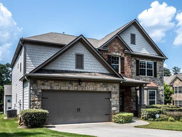 2471 Pinehurst Rdg, College Park, GA 30337