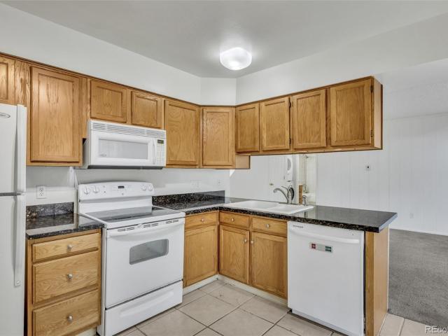 2471 S Xanadu Way # B